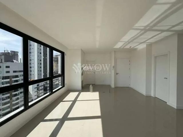Apartamento para Venda em Balneário Camboriú/SC Centro 3 Quartos