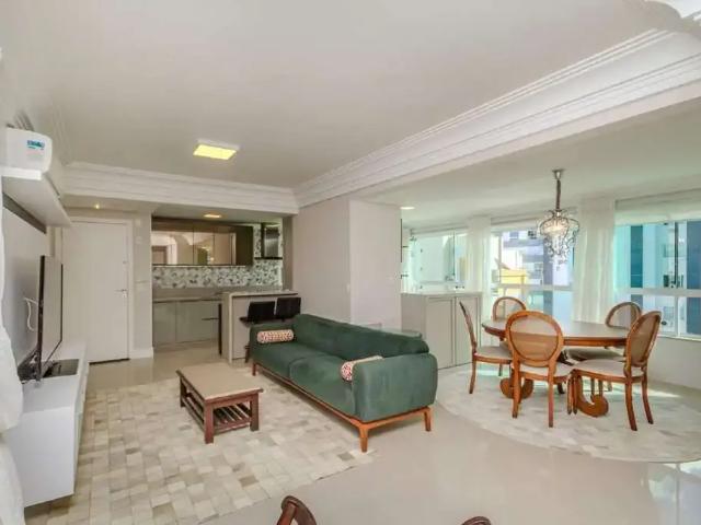 Apartamento para Venda em Balneário Camboriú/SC Centro 3 Quartos