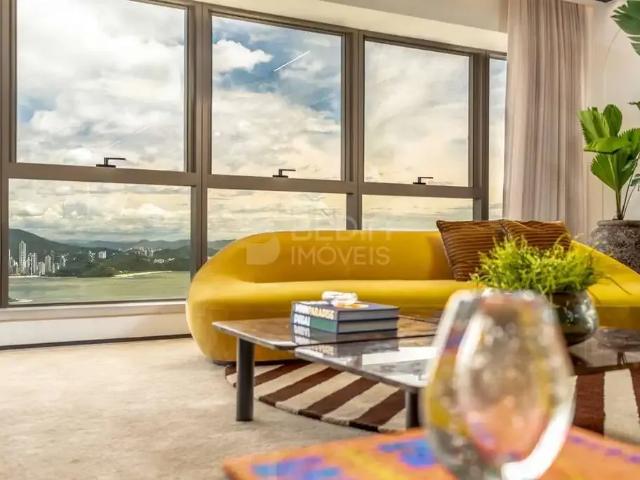 Apartamento para Venda em Balneário Camboriú/SC Centro 3 Quartos