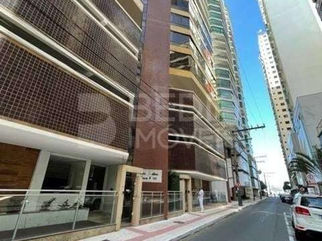 Apartamento para Venda em Balneário Camboriú/SC Centro 3 Quartos