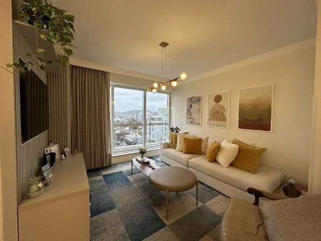Apartamento para Venda em Balneário Camboriú/SC Centro 3 Quartos