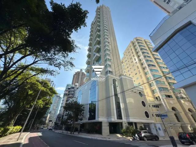 Apartamento para Venda em Balneário Camboriú/SC Centro 3 Quartos