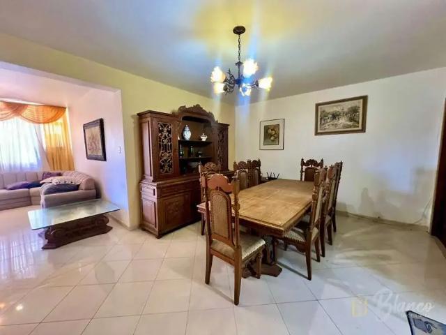 Apartamento para Venda em Balneário Camboriú/SC Centro 3 Quartos