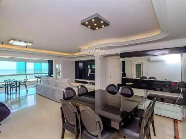 Apartamento para Venda em Balneário Camboriú/SC Centro 3 Quartos