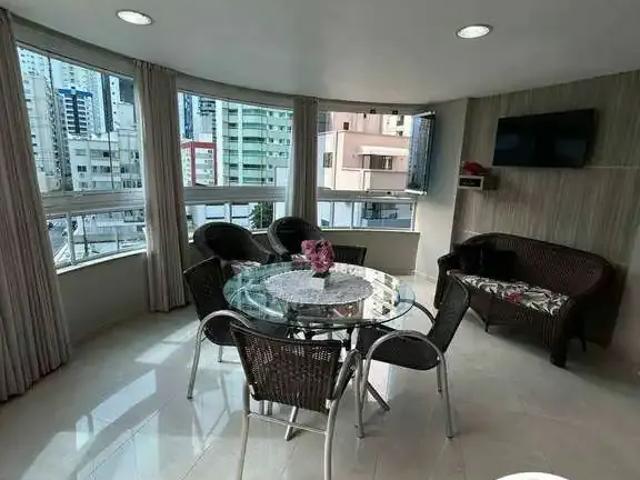 Apartamento para Venda em Balneário Camboriú/SC Centro 3 Quartos