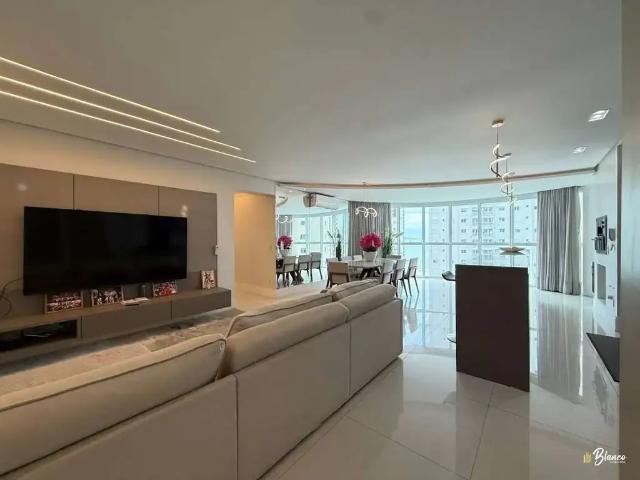 Apartamento para Venda em Balneário Camboriú/SC Centro 3 Quartos