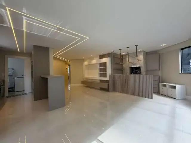 Apartamento para Venda em Balneário Camboriú/SC Centro 3 Quartos