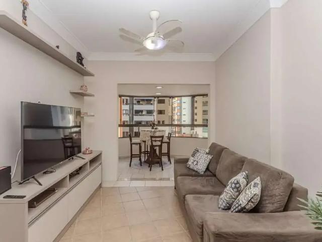 Apartamento para Venda em Balneário Camboriú/SC Centro 3 Quartos