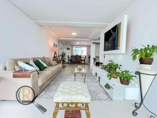 Apartamento para Venda em Balneário Camboriú/SC Centro 3 Quartos