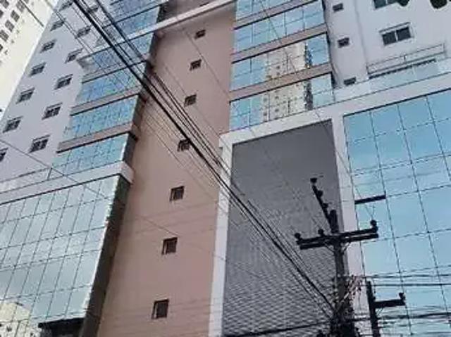 Apartamento para Venda em Balneário Camboriú/SC Centro 3 Quartos