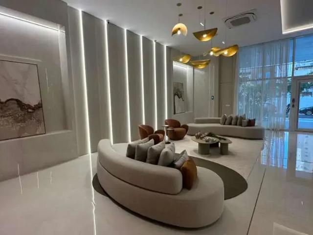 Apartamento para Venda em Balneário Camboriú/SC Centro 3 Quartos