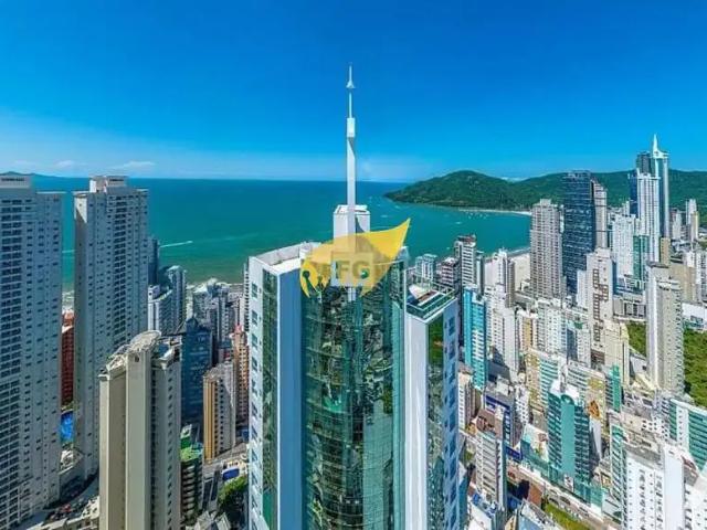 Apartamento para Venda em Balneário Camboriú/SC Centro 3 Quartos