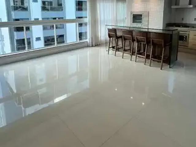 Apartamento para Venda em Balneário Camboriú/SC Centro 3 Quartos
