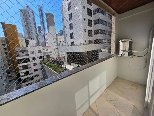 Apartamento para Venda em Balneário Camboriú/SC Centro 3 Quartos