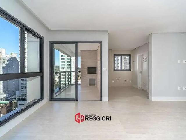 Apartamento para Venda em Balneário Camboriú/SC Centro 3 Quartos