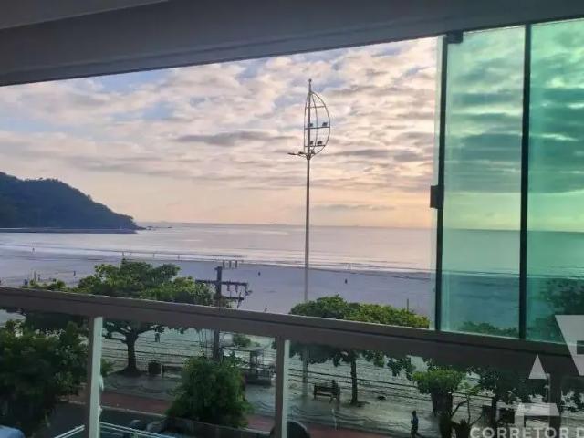 Apartamento para Venda em Balneário Camboriú/SC Centro 3 Quartos