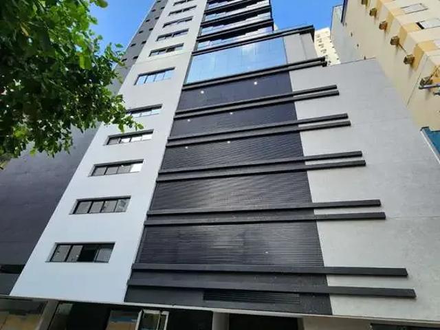 Apartamento para Venda em Balneário Camboriú/SC Centro 3 Quartos