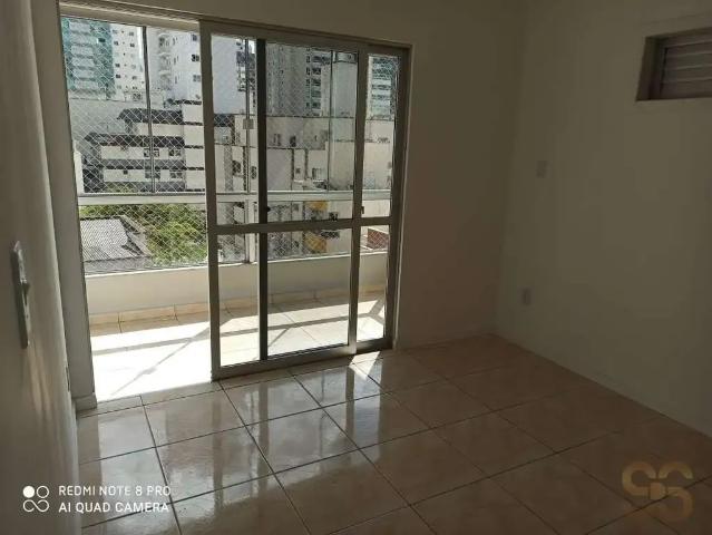 Apartamento para Venda em Balneário Camboriú/SC Centro 3 Quartos