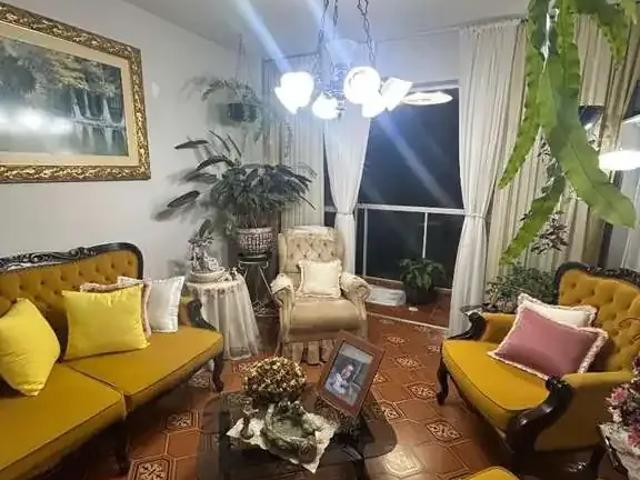 Apartamento para Venda em Balneário Camboriú/SC Centro 3 Quartos