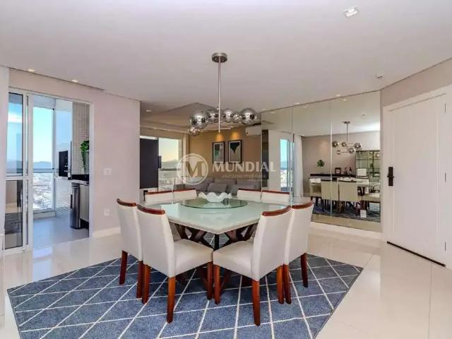 Apartamento para Venda em Balneário Camboriú/SC Centro 3 Quartos