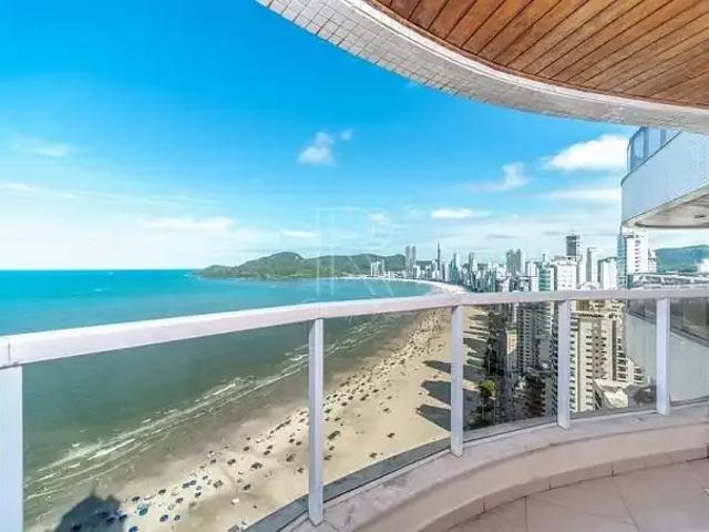 Apartamento para Venda em Balneário Camboriú/SC Centro 2 Quartos