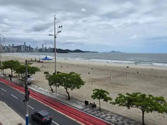 Apartamento para Venda em Balneário Camboriú/SC Centro 3 Quartos