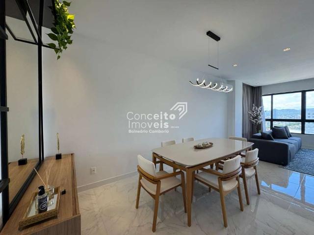 Apartamento para Venda em Balneário Camboriú/SC Centro 3 Quartos