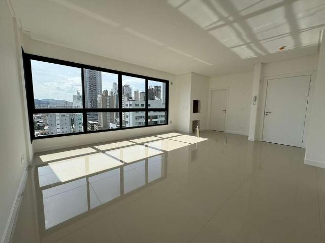 Apartamento para Venda em Balneário Camboriú/SC Centro 3 Quartos