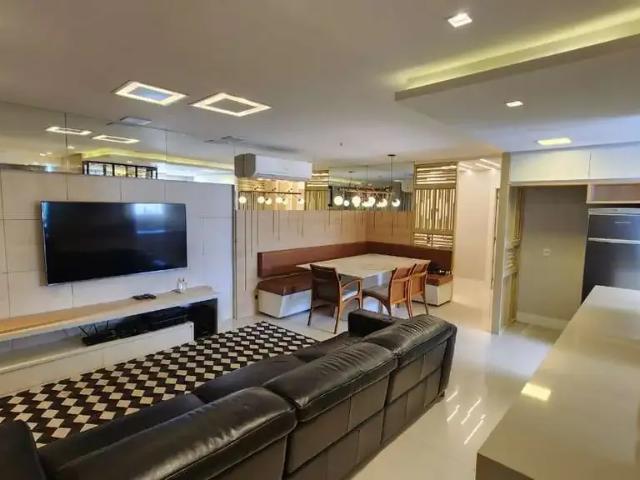 Apartamento para Venda em Balneário Camboriú/SC Centro 3 Quartos
