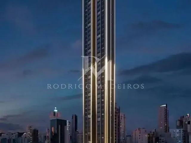 Apartamento para Venda em Balneário Camboriú/SC Centro 3 Quartos