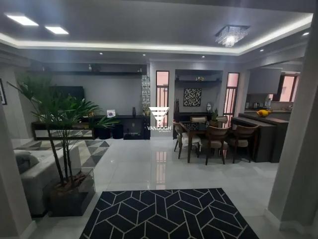 Apartamento para Venda em Balneário Camboriú/SC Centro 3 Quartos