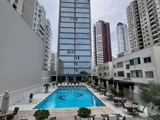 Apartamento para Venda em Balneário Camboriú/SC Centro 3 Quartos