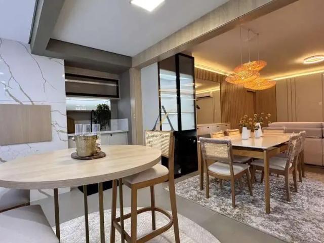 Apartamento para Venda em Balneário Camboriú/SC Centro 3 Quartos