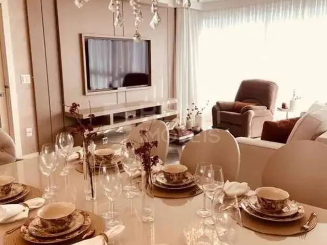 Apartamento para Venda em Balneário Camboriú/SC Centro 3 Quartos