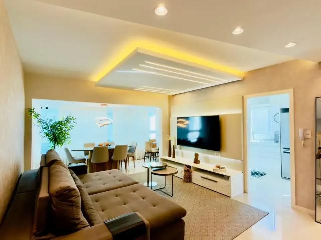 Apartamento para Venda em Balneário Camboriú/SC Centro 3 Quartos