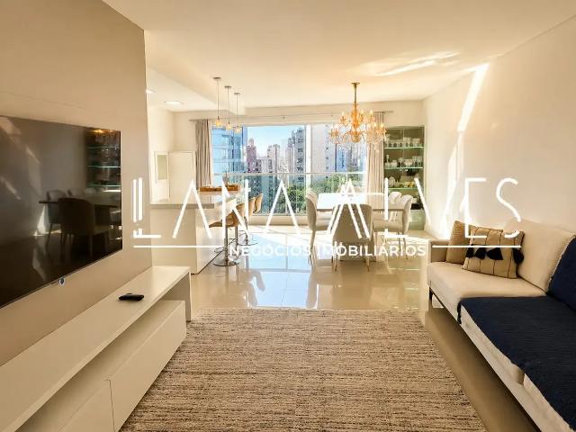 Apartamento para Venda em Balneário Camboriú/SC Centro 3 Quartos
