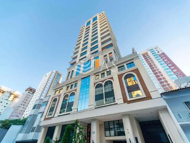 Apartamento para Venda em Balneário Camboriú/SC Centro 3 Quartos