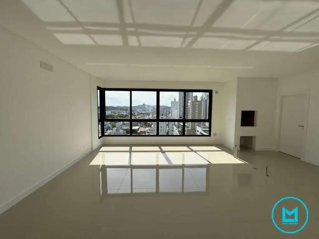 Apartamento para Venda em Balneário Camboriú/SC Centro 3 Quartos