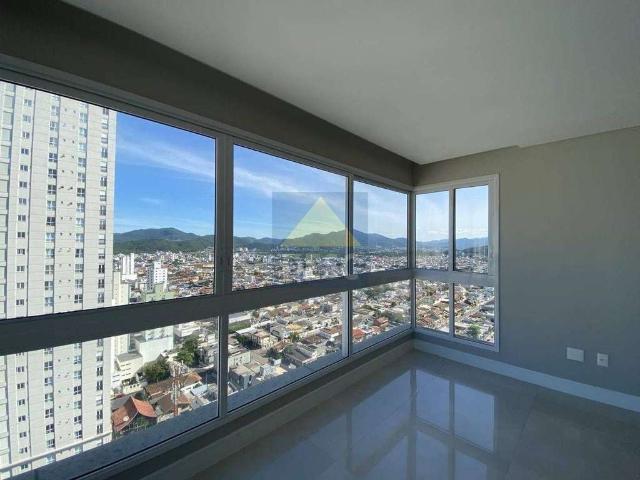 Apartamento para Venda em Balneário Camboriú/SC Centro 3 Quartos