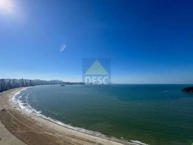 Apartamento para Venda em Balneário Camboriú/SC Centro 3 Quartos