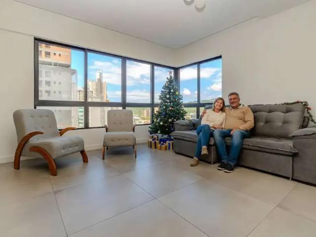Apartamento para Venda em Balneário Camboriú/SC Centro 3 Quartos