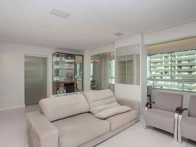 Apartamento para Venda em Balneário Camboriú/SC Centro 3 Quartos