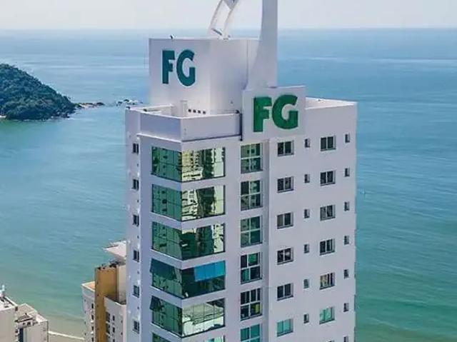 Apartamento para Venda em Balneário Camboriú/SC Centro 3 Quartos