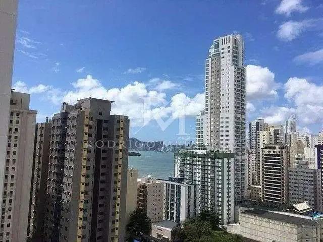 Apartamento para Venda em Balneário Camboriú/SC Centro 3 Quartos