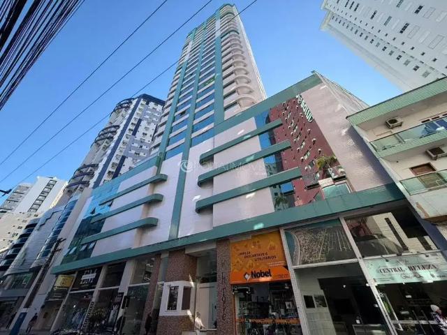 Apartamento para Venda em Balneário Camboriú/SC Centro 3 Quartos