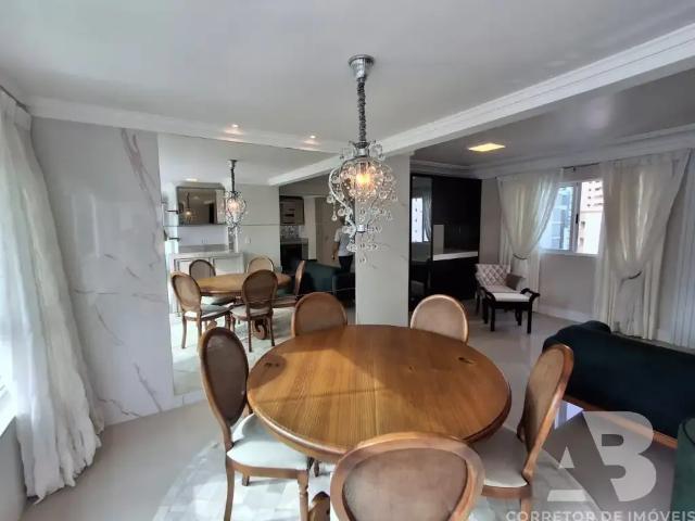 Apartamento para Venda em Balneário Camboriú/SC Centro 3 Quartos