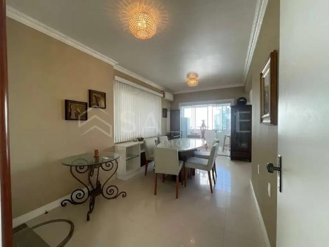 Apartamento para Venda em Balneário Camboriú/SC Centro 3 Quartos