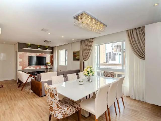 Apartamento para Venda em Balneário Camboriú/SC Centro 3 Quartos