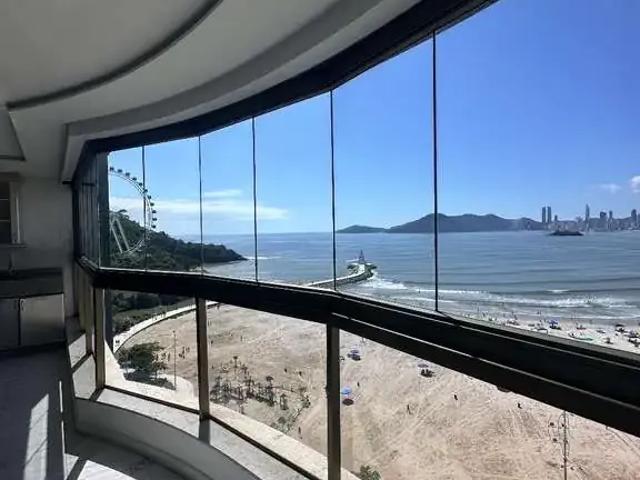 Apartamento para Venda em Balneário Camboriú/SC Centro 3 Quartos