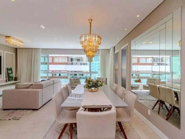 Apartamento para Venda em Balneário Camboriú/SC Centro 3 Quartos